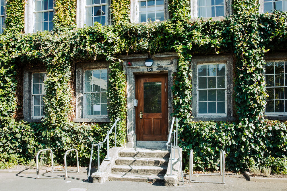 Explore the life and genius of Oscar Wilde in Dublin